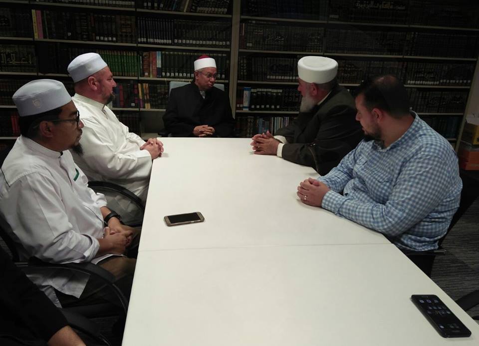 Meeting between Mufti Datuk Dr. Zulkifli & Sheikh Rahhal. – Syria Care